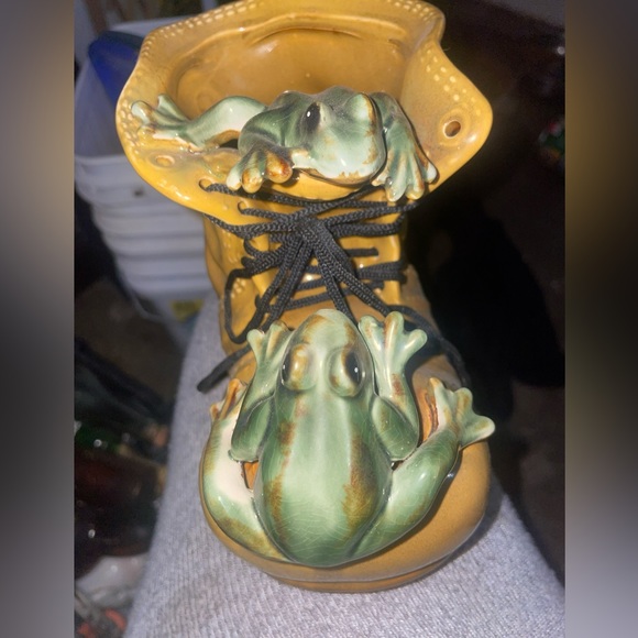 Accents | Frog Shoe Vase | Poshmark